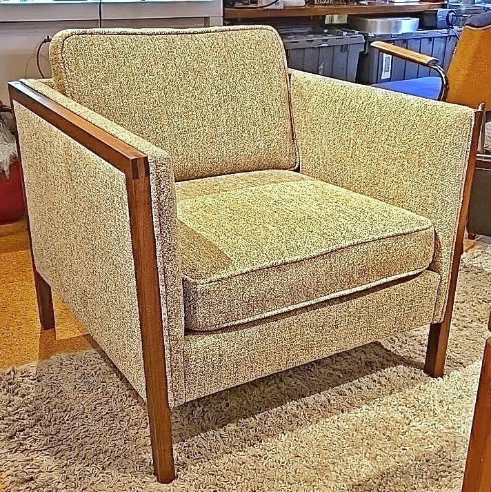TUXEDO BACK CLUB CHAIR IN THE STYLE OF GEORGE NELSON FOR HERMAN MILLER ...