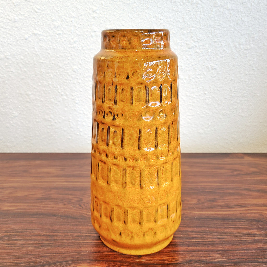 SCHEURICH KERAMIK ‘INKA’ RELIEF DÉCOR VASE Nr. 260/22 – MODERN REDUX