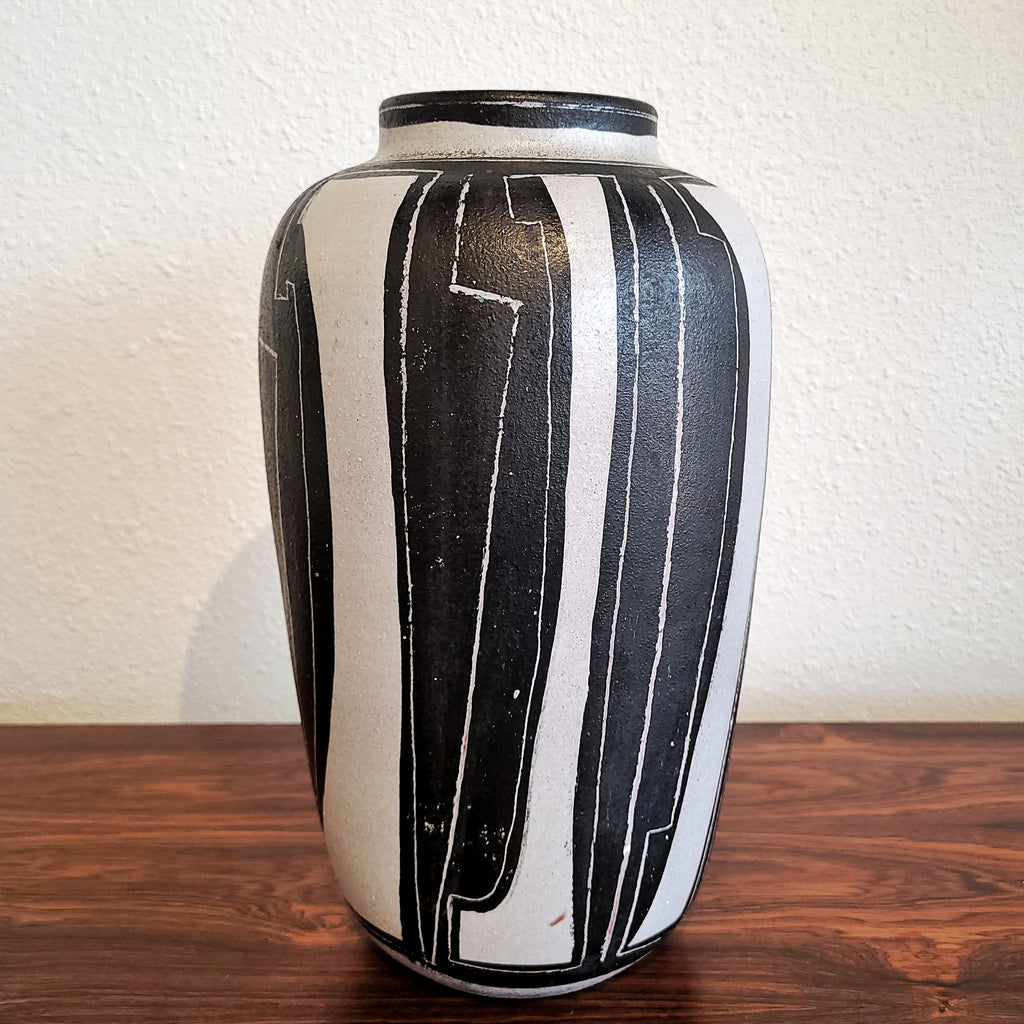 LARGE STUDIO POTTERY VASE BY SWISS-ITALIAN CERAMICIST MARIO MASCARIN ...